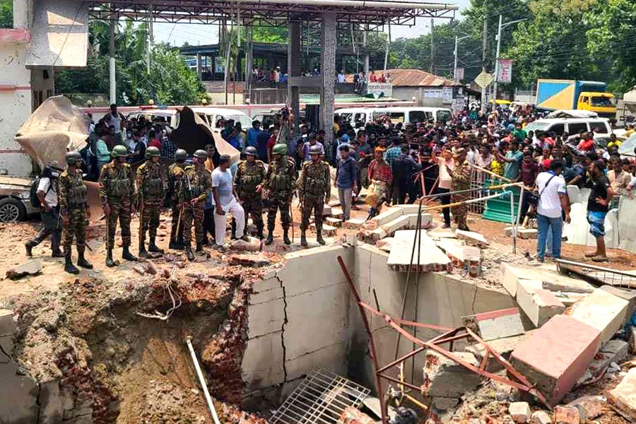 রংপুরে এলপিজি ফিলিং স্টেশনে বিস্ফোরণ, নিহত ১ | The Financial Express