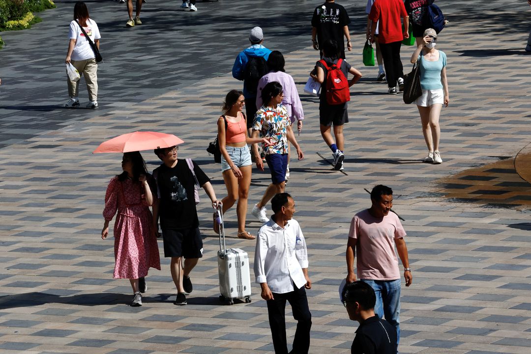 Beijing steps up hot weather alert to highest level | The Financial Express
