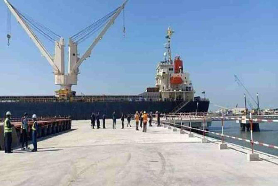 Ship carrying 65,020 MT coal dock at Matarbari deep sea port | The ...