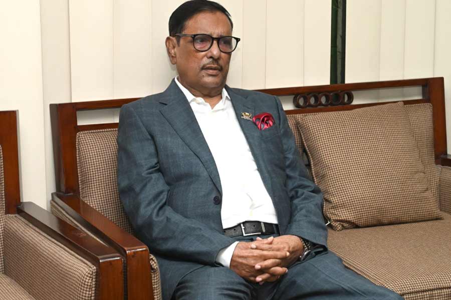 Obaidul Quader leaves for Singapore for routine health check-up | The ...