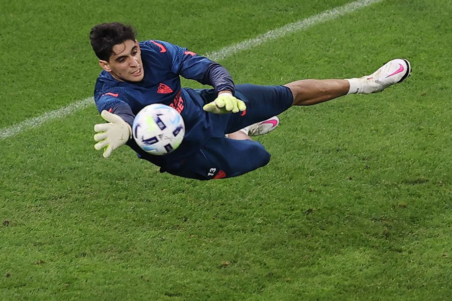 Morocco keeper Bounou joins Al-Hilal from Sevilla | The Financial Express