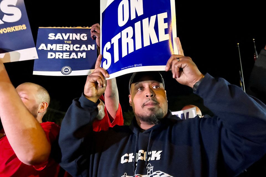 US auto workers target Detroit Three with first simultaneous strike ...