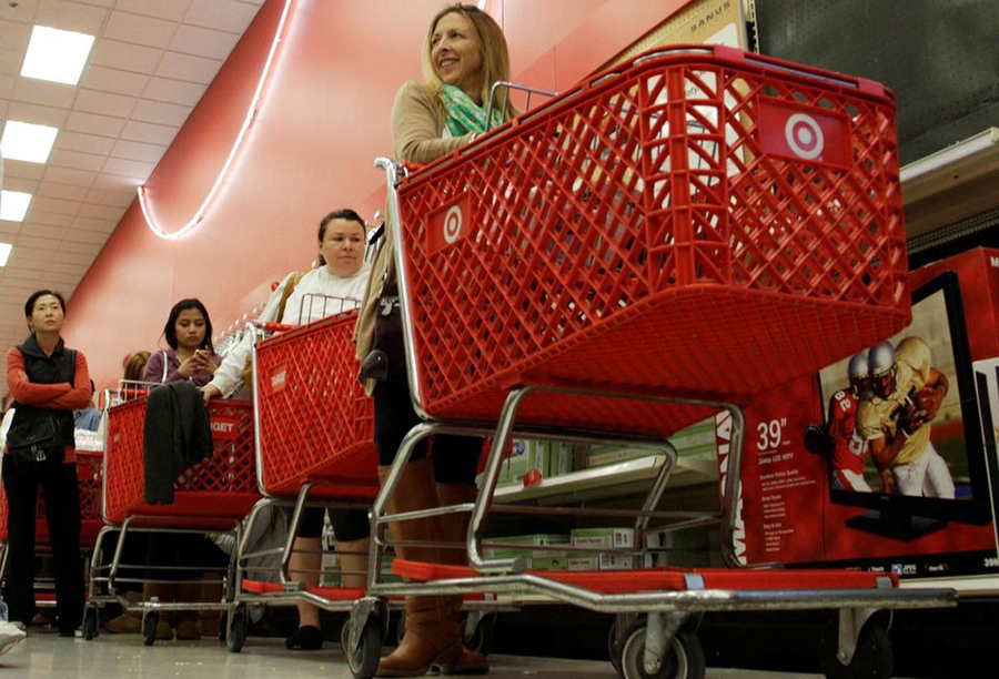 Target to hire 100,000 workers, offer huge discounts for holiday season ...
