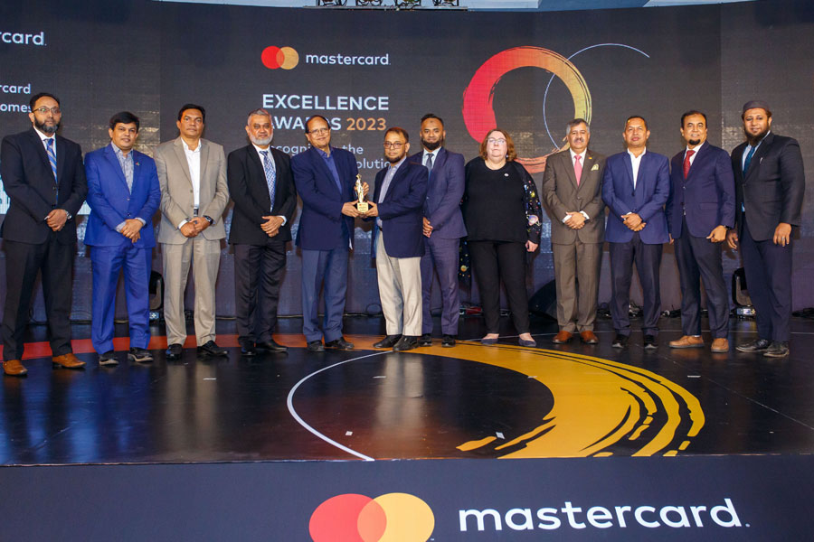 Islami Bank wins Mastercard Excellence Award | The Financial Express
