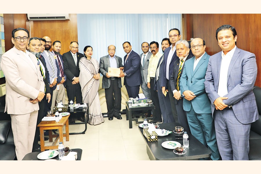 Develop SEZs fast to attract investments: DCCI | The Financial Express