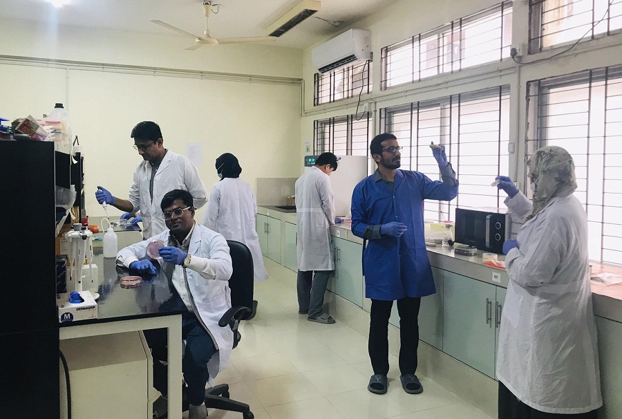 Bangladeshi researchers discover genome sequence of lethal shrimp virus ...