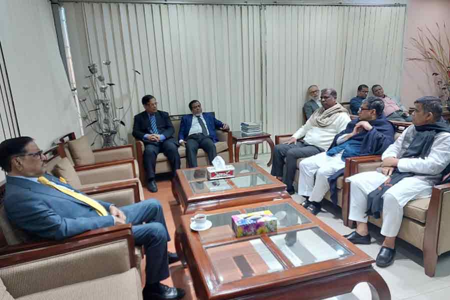 Obaidul Quader leaves for Singapore for routine health check-up | The ...