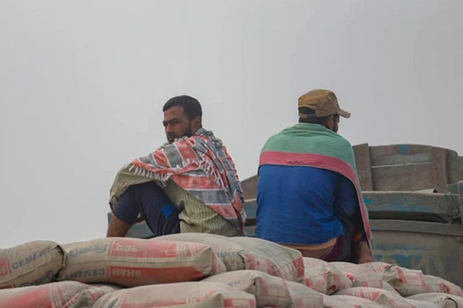 Cold wave loosens grip as temperatures creep up across Bangladesh | The ...