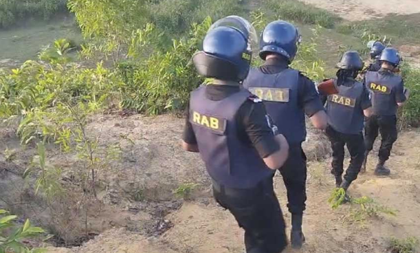 RAB arrests two ASRA members with weapons in Cox’s Bazar | The ...