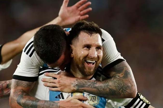 Messi leads Argentina win over Panama in first game as world champions ...