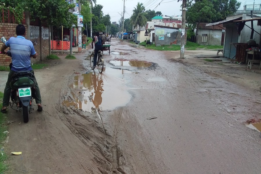 Civic amenities elude Pabna townies | The Financial Express