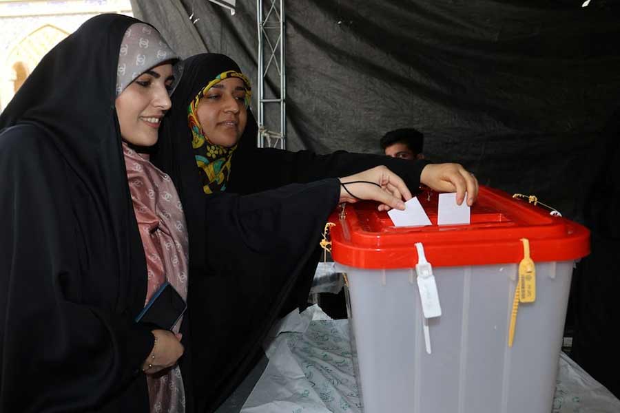Iranians vote in run-off presidential race | The Financial Express
