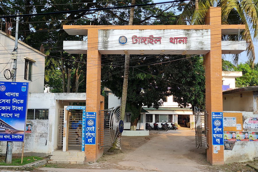 Tangail Sadar Police Station reopens after two-day closure | The ...