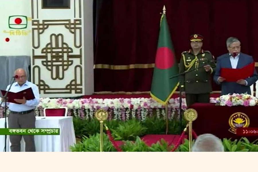 FF Faruk E Azam sworn in as advisor | The Financial Express