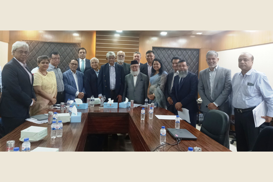 ICCB holds meeting with commerce and finance adviser | The Financial ...