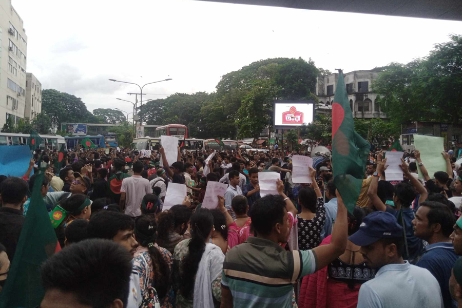 'Hindu Jagoron Manch' stages protest in Dhaka | The Financial Express