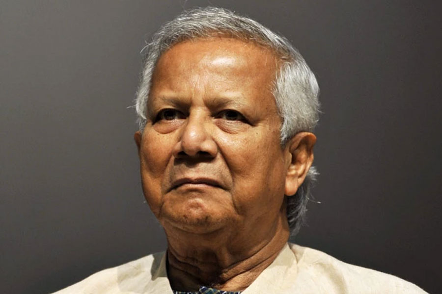 Interim govt faces challenges in restoring administrative discipline ...