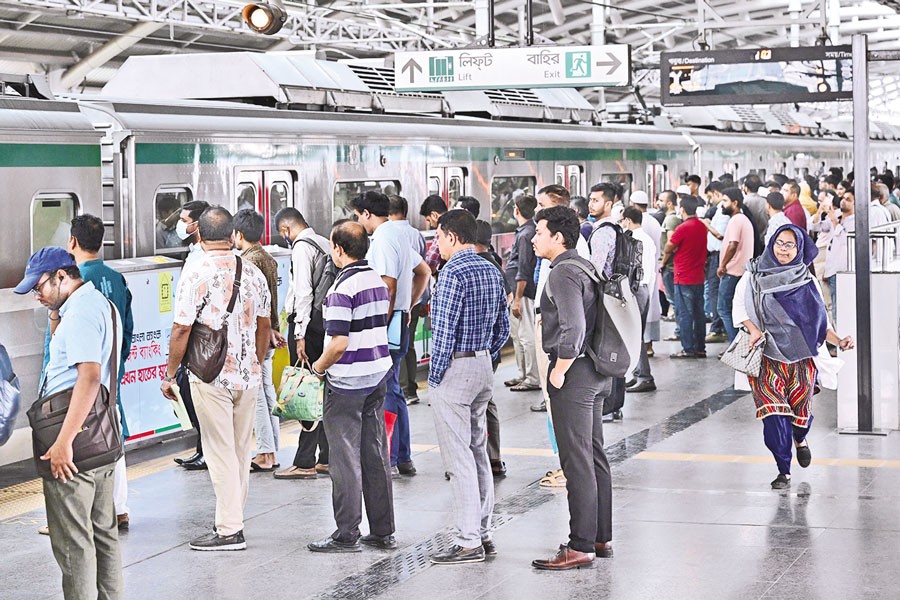 Partly-repaired Mirpur-10 metro station reopens | The Financial Express