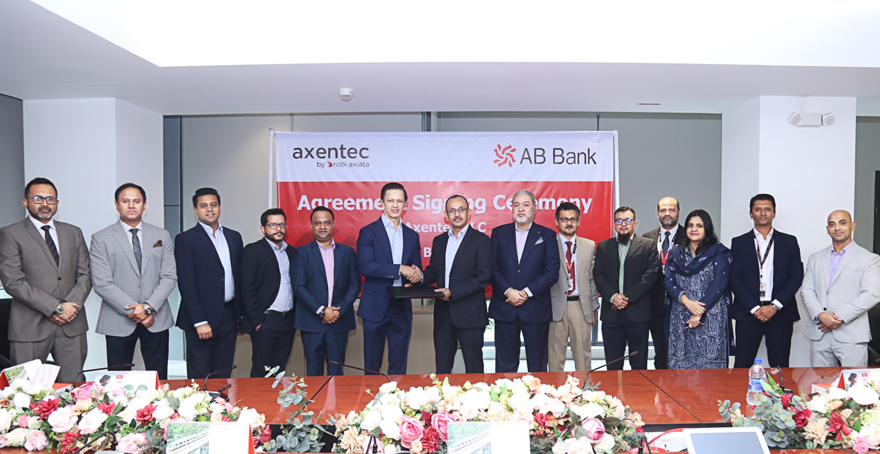 AB Bank partners with Axentec for cloud-based data centre management ...