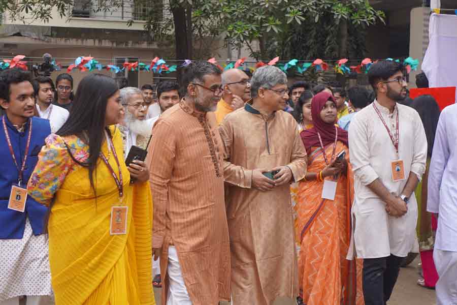 North South University celebrates ‘Spring and Pitha Festival 1431 ...