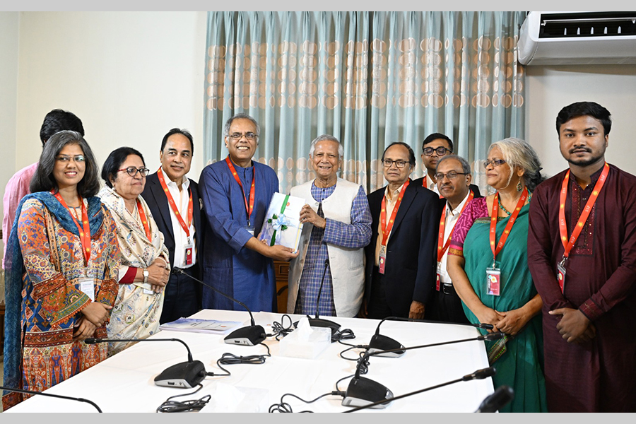 Commission recommends employees’ shareholding in small media outlets ...