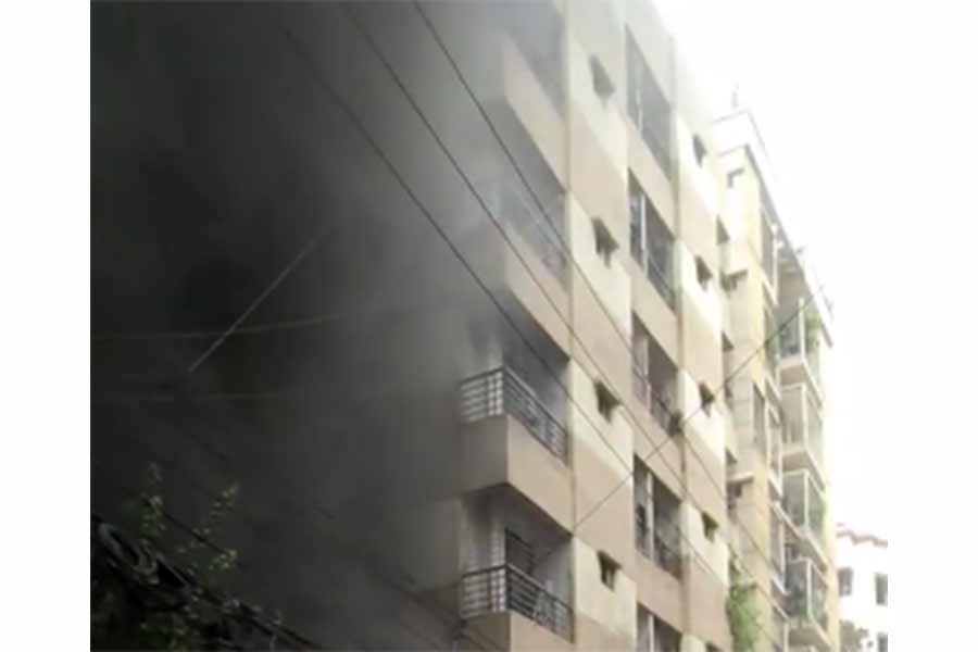 Fire at building in Adabar under control | The Financial Express