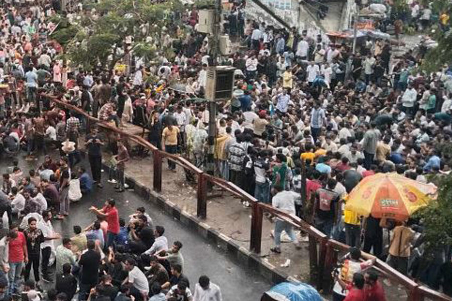 Chhatra Dal blocks Shahbagh again demanding justice for Shammo murder ...