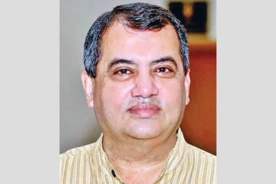 Travel ban imposed on ex-minister Saber, his family | The Financial Express