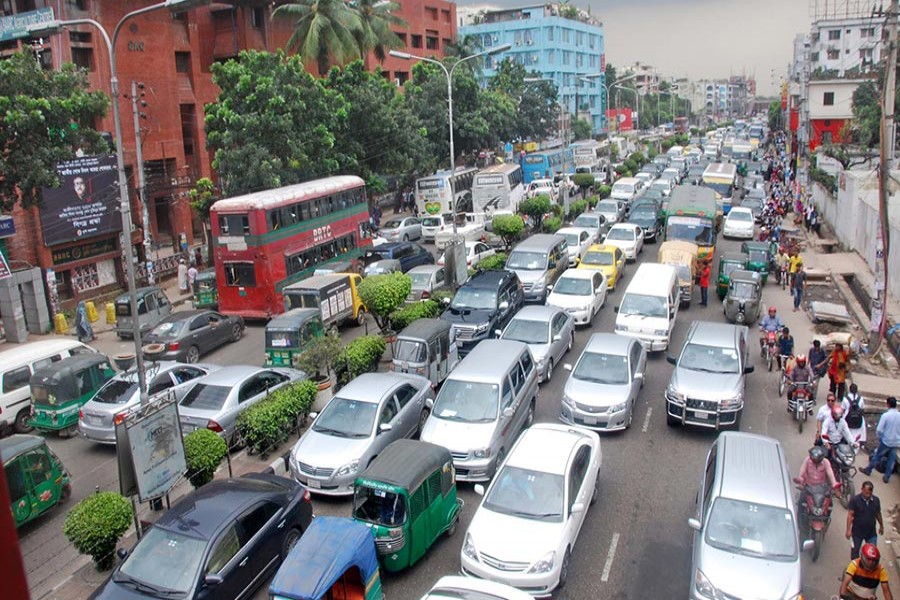 Dhaka sees over 12,000 new private cars in 7 months | The Financial Express