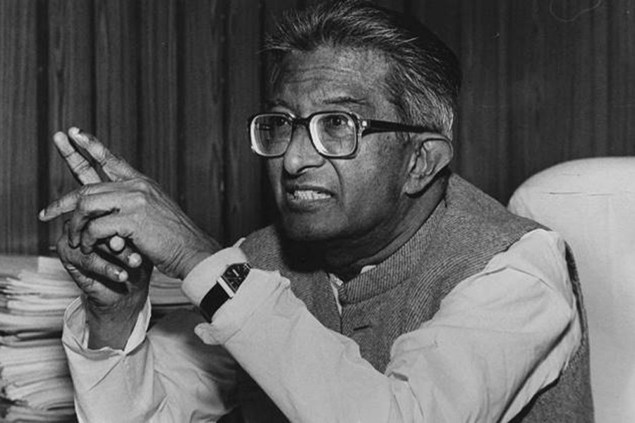 Former West Bengal finance minister, Marxist economist Ashok Mitra dies ...