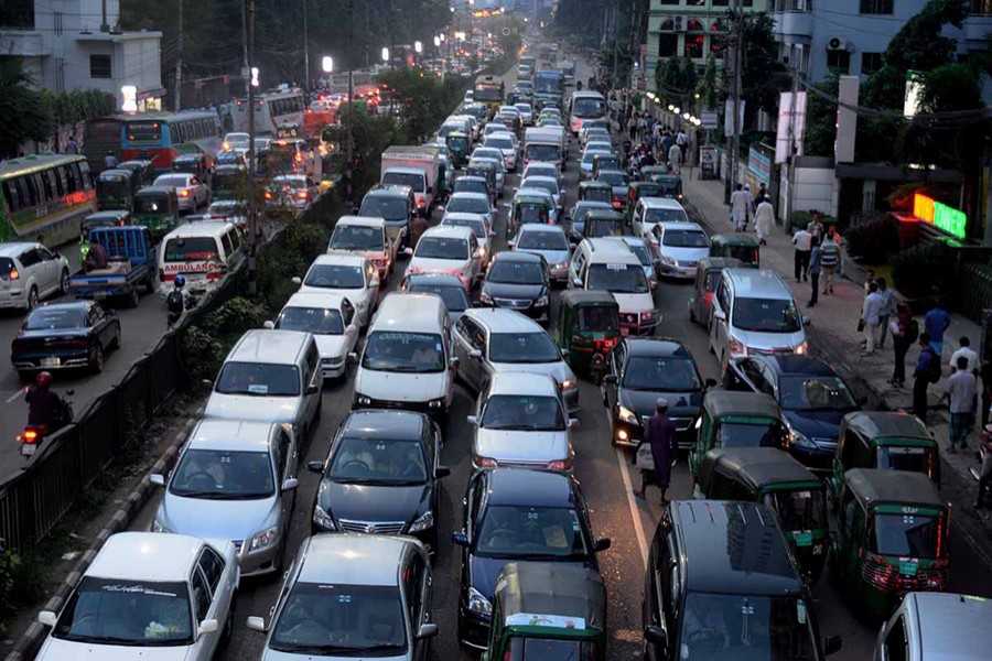 Dhaka sees over 10000 new cars in seven months | The Financial Express