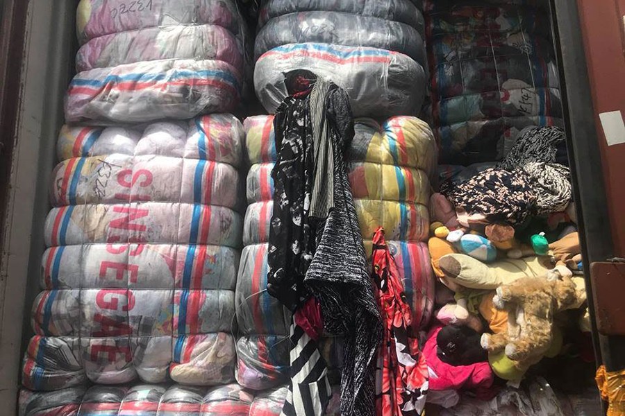 Officials seize smuggled goods worth Tk 7 million in Gobindaganj | The ...