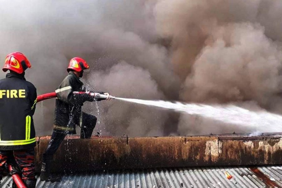 Fire at Singer warehouse in Chattogram | The Financial Express