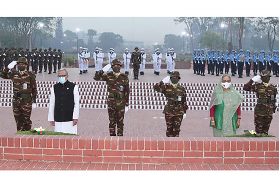 President, PM pay homage to freedom fighters as Bangladesh turns 50 ...