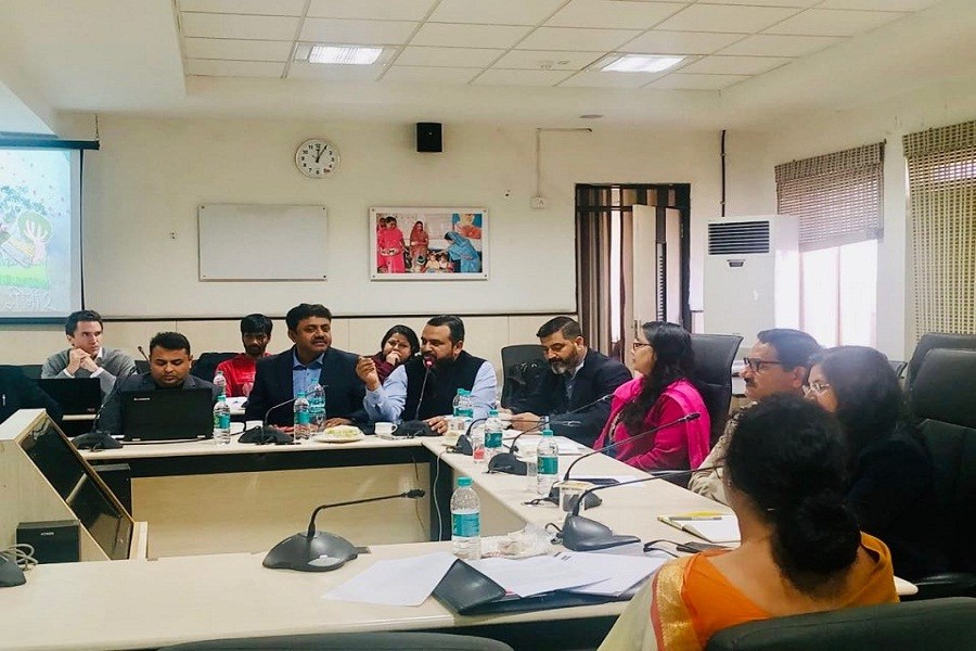 Join an international development agency as a Communication Expert ...