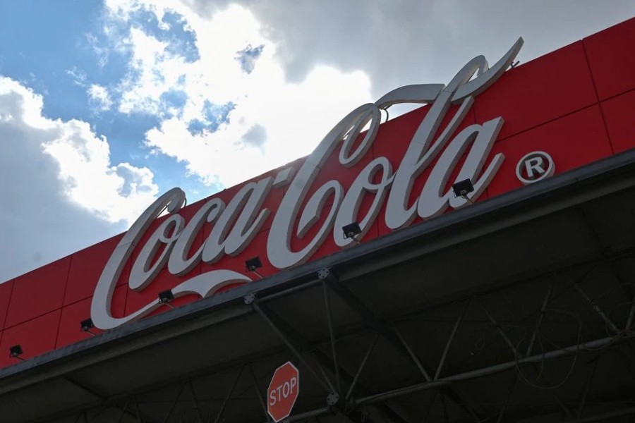 Coca-Cola bottler starts making 'Dobry Cola' in Russia | The Financial ...