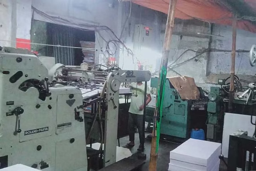Bangladesh publishers keep a tight rein on printing books as paper ...
